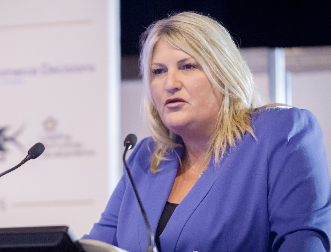 Leeds Teaching Hospitals NHS Trust hosts visit from NHS England's Chief ...